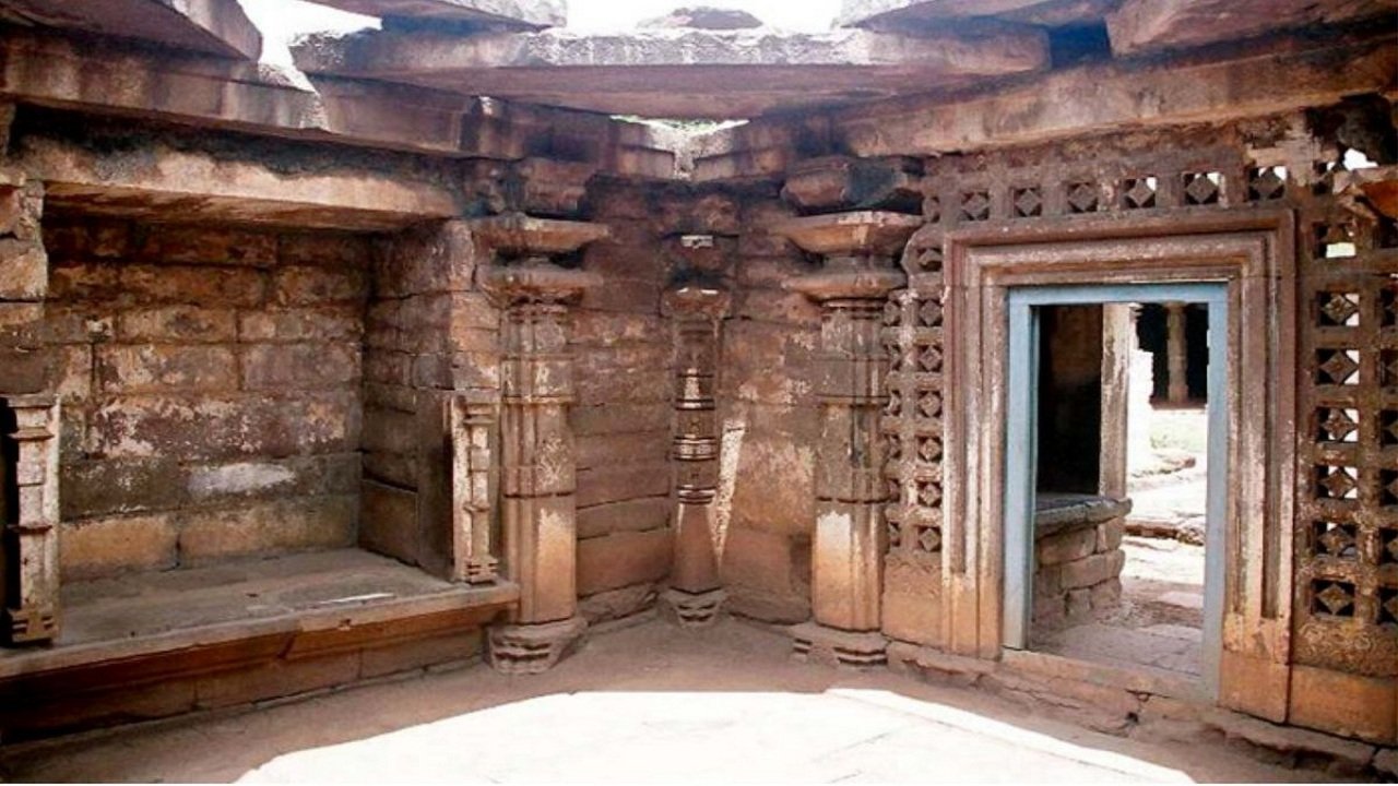 Karimaldin Mosque, a seized Hindu temple of Vijayapura Karnataka | # ...